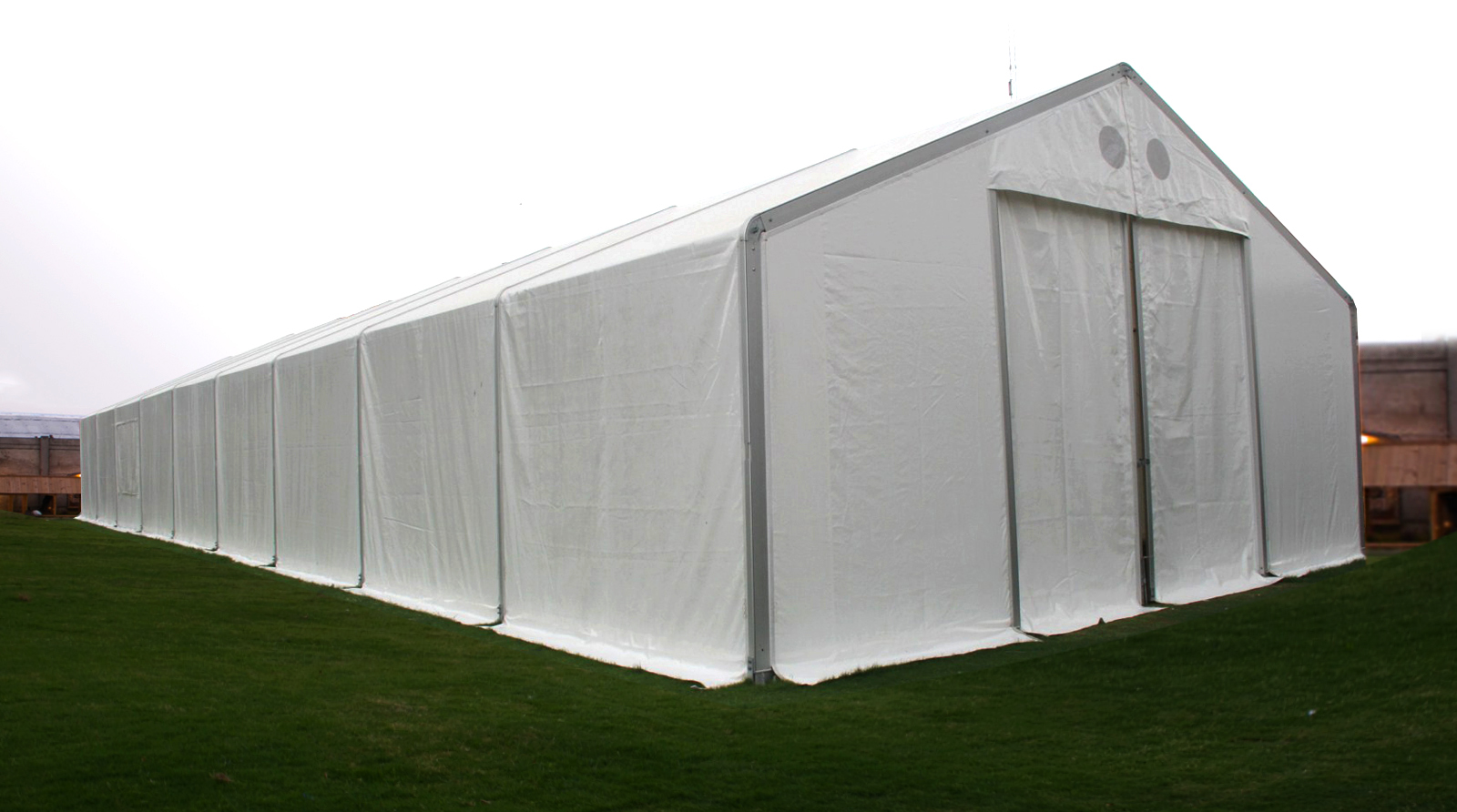 Rex Hall MSU 10.0 x 32 m